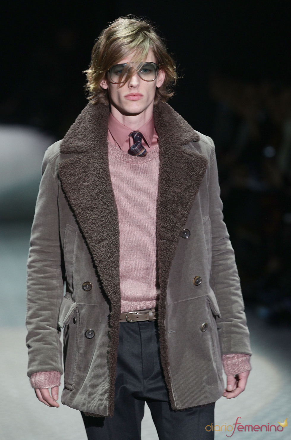 Rosa y marrón combinados a la perfección por Gucci en la MFW A/W