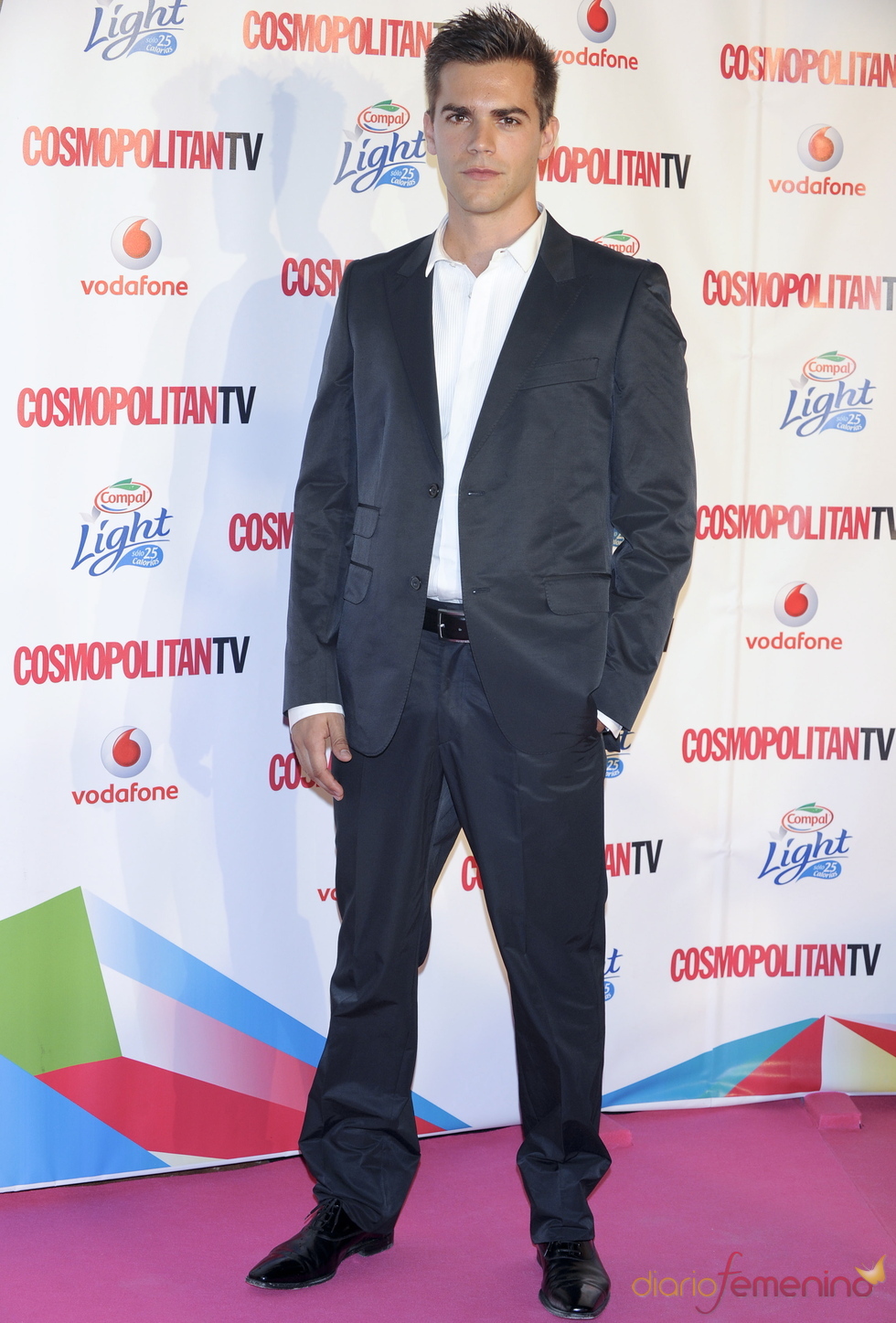 Marc Clotet, muy elegante con traje gris