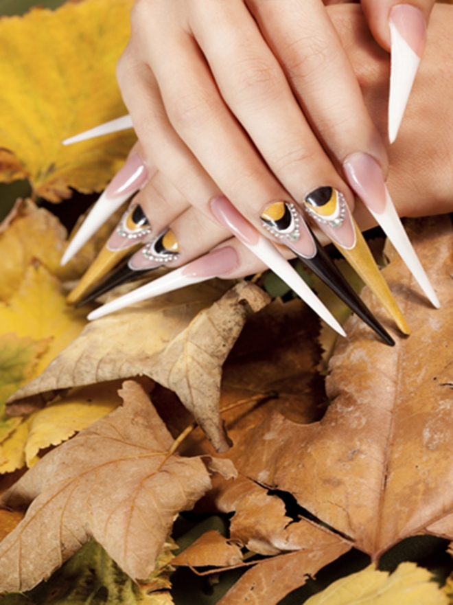 Las uñas más largas del mundo: su sorprendente historia