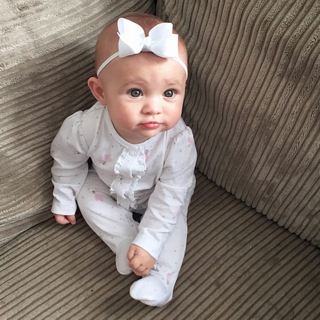 Freya Fossaceco, un angelito en Instagram