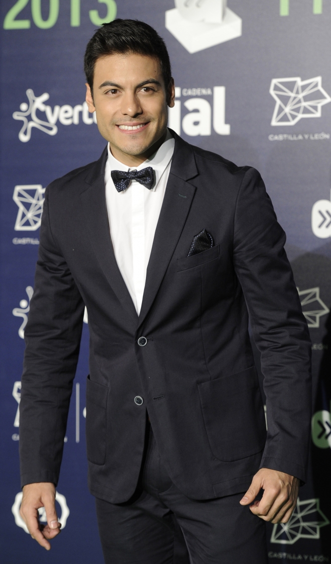 Razones para adorar a Carlos Rivera: Porque es atento con sus fans