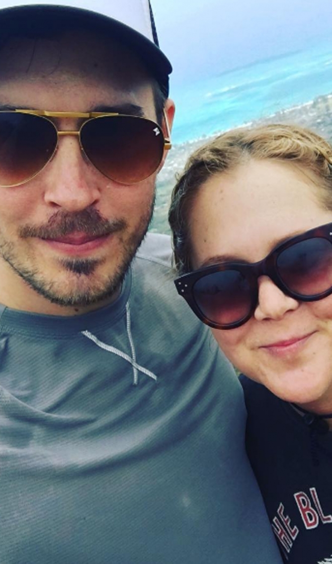 Amy Schumer y Ben Hanisch, pareja de guapos