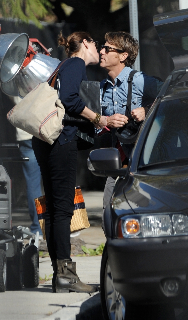 Julia Roberts y Daniel Moder, todo besos